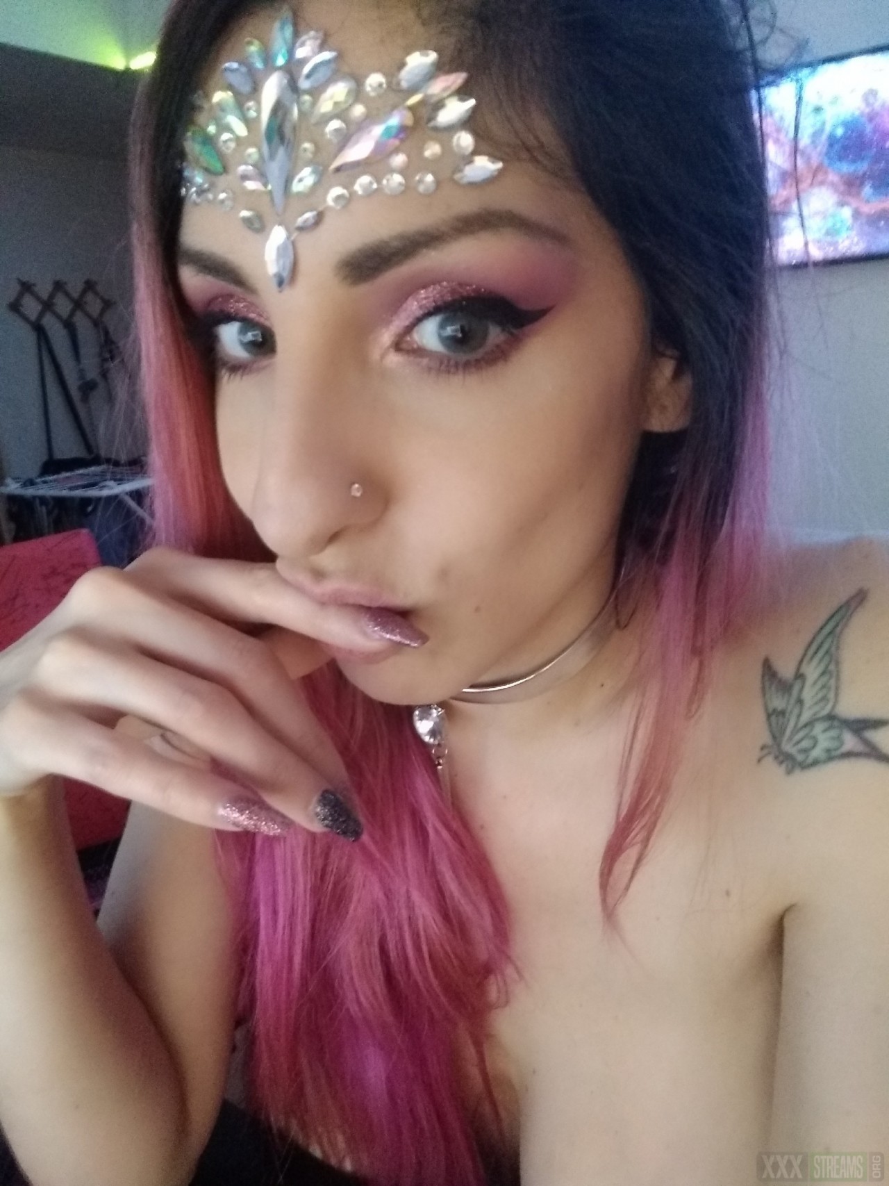 Crystal Cherrie •